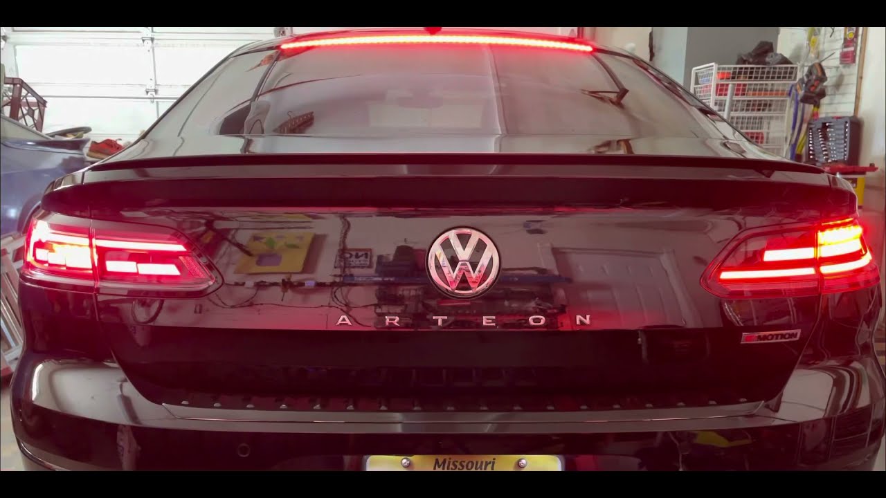 Volkswagen Arteon 2019-2021 taillight comparison - YouTube