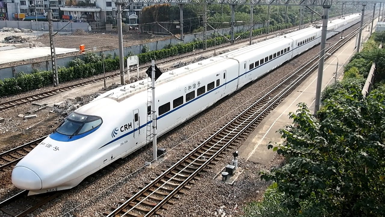 2014/10/26 中国鉄路高速 和諧号 CRH2型 莘荘駅 / China Railway High-speed: CRH2 Series ...