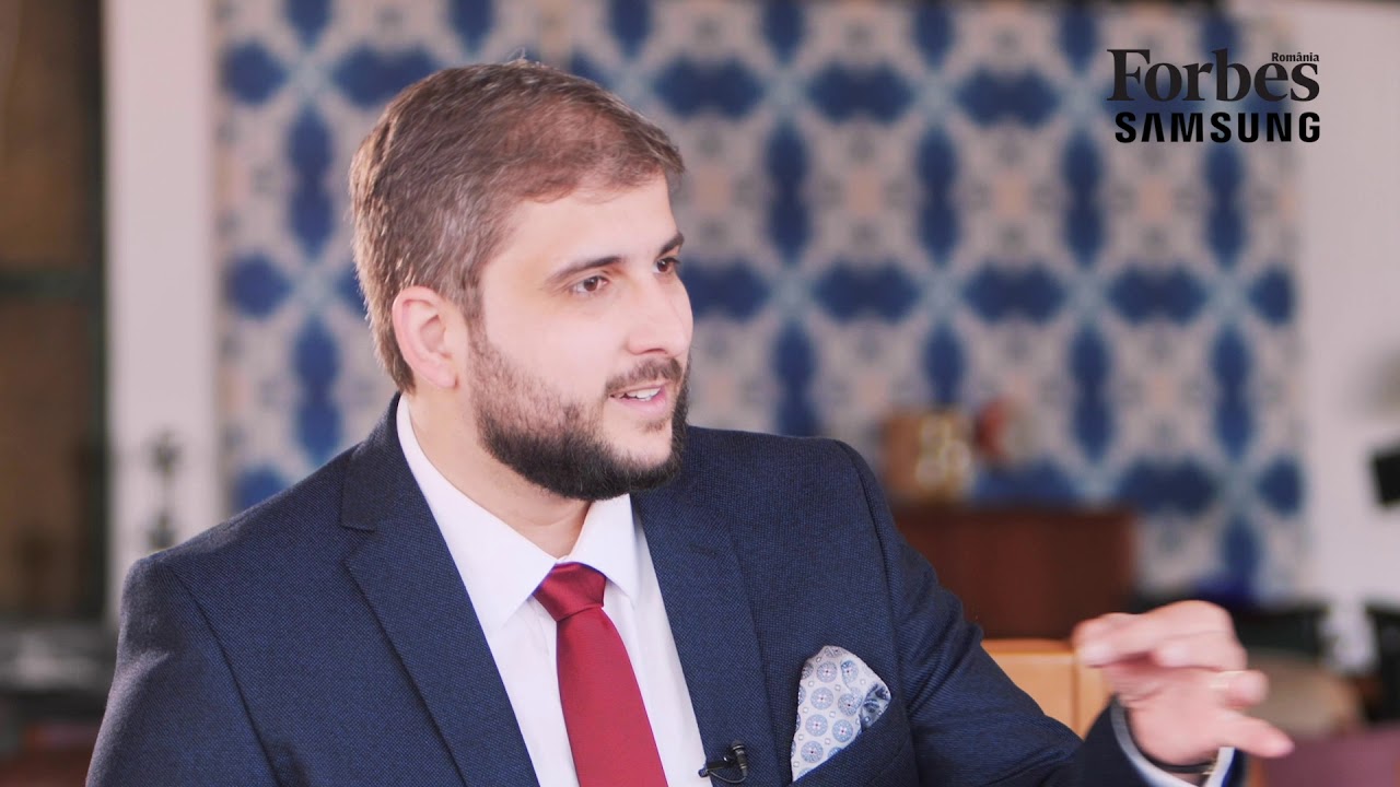 30 sub 30 – ediția 2019: Emil Pantelimon (Manager Corul Madrigal) - YouTube