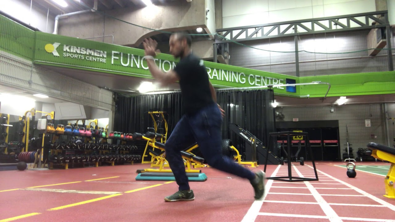 Jumping switching lunge with hockey skaters - YouTube