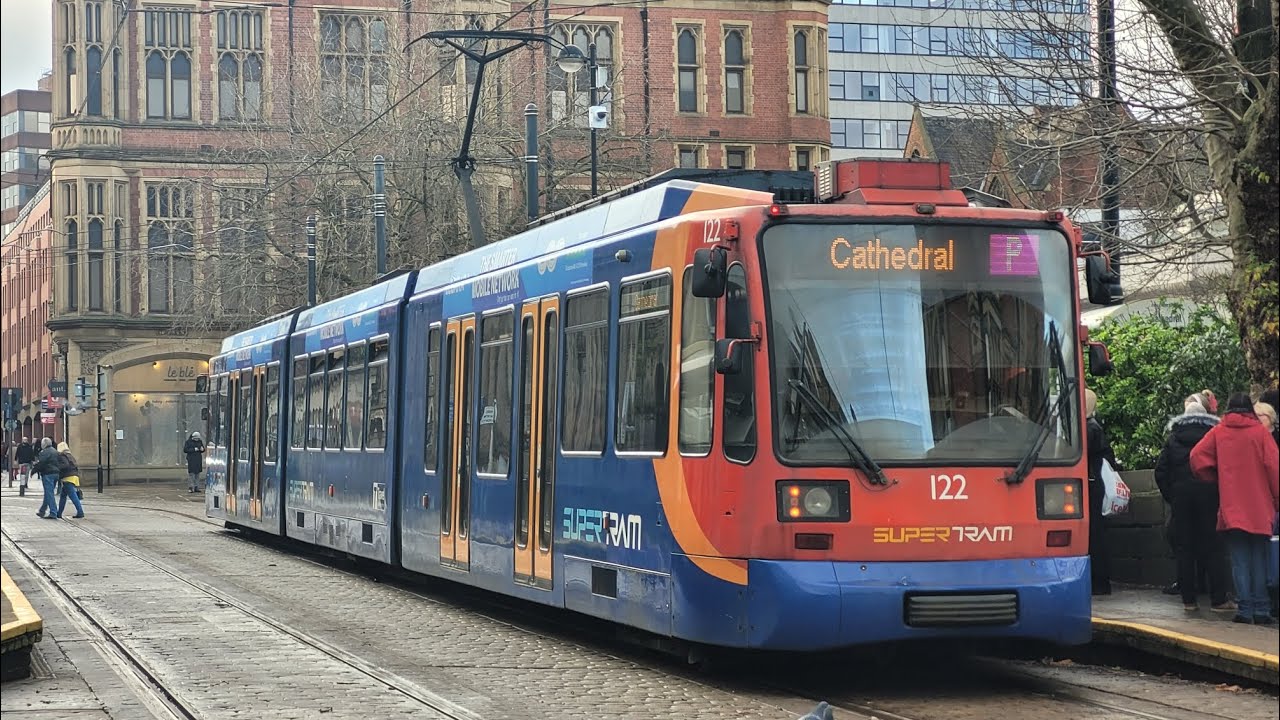 South Yorkshire Supertram Siemens Duwag 122 Arriving at Cathedral on ...