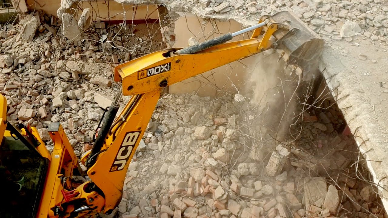 Amazing!!! JCB 3DX Bucket Demolished and Removed House Building Waste ...