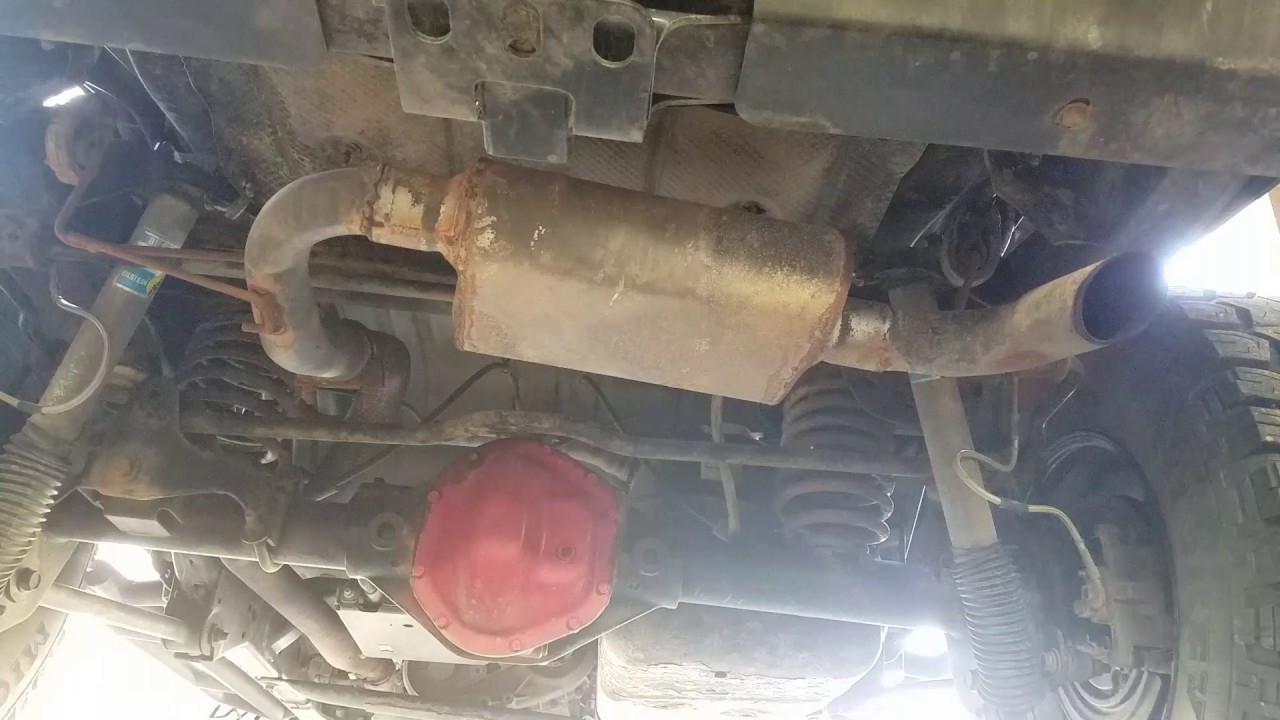 Jeep JK Flowmaster 40 Series - YouTube