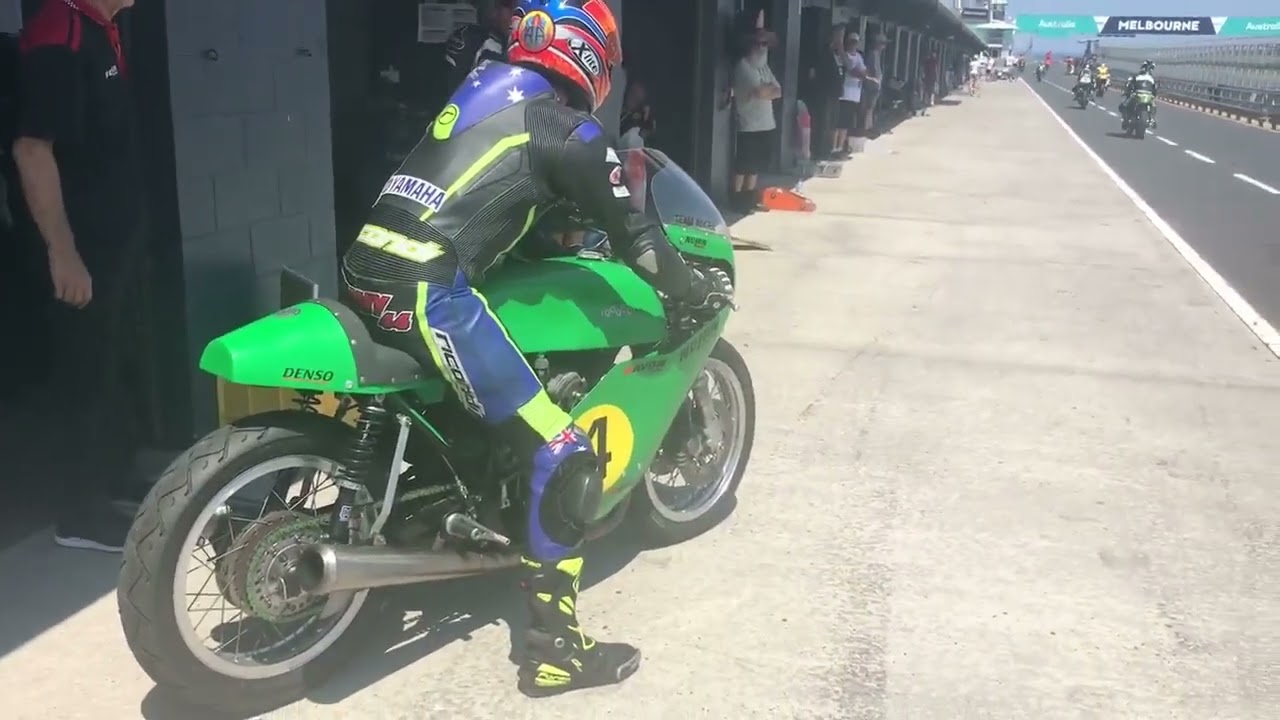 Phillip Island Motorcycle Classic 2017 .Tommy Bramich, Ron Angel ...