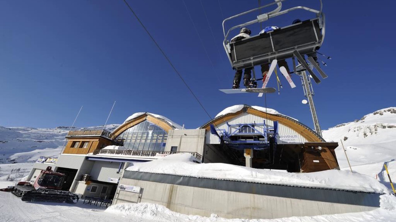 Hotel Ristorante Walser - Hotel in Bosco Gurin, Switzerland - YouTube