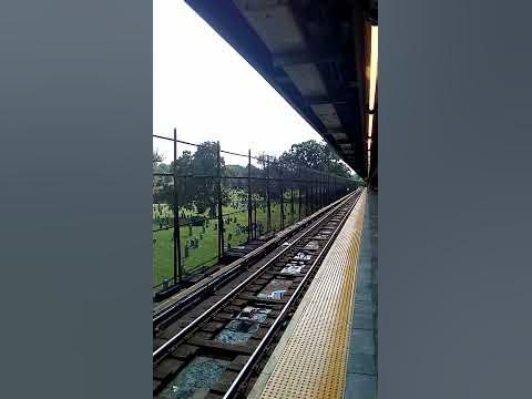 Canarsie Bound R143 L train entering Wilson Avenue - YouTube
