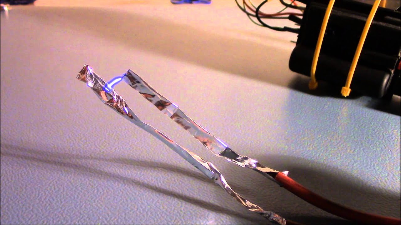 10-30kV spark made by CRT television flyback transformer - YouTube
