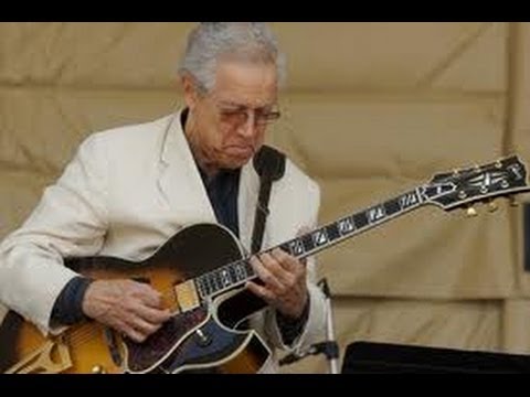 Kenny Burrell Phrase #2 | Jazz Guitar Lesson - YouTube