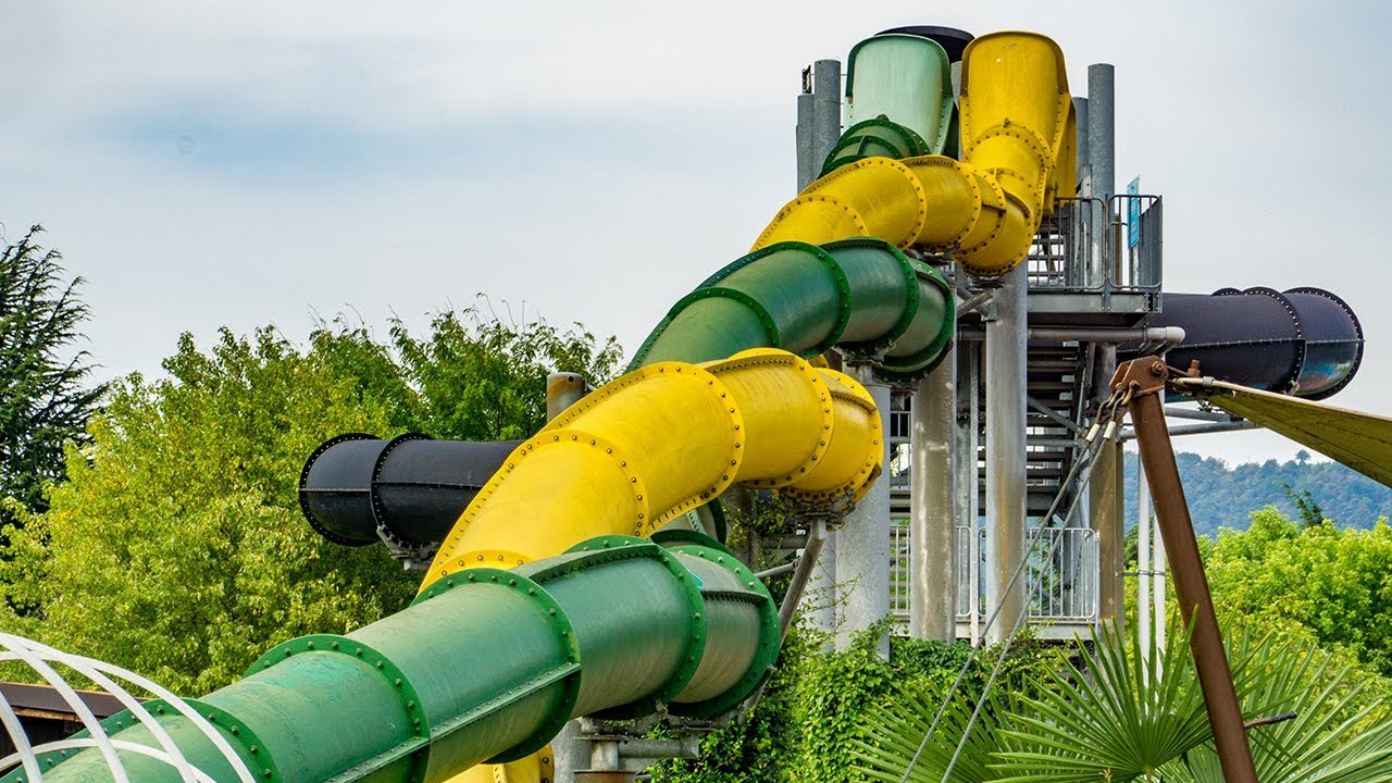 Interlocking TWISTER Waterslides | Acquasplash Franciacorta - YouTube