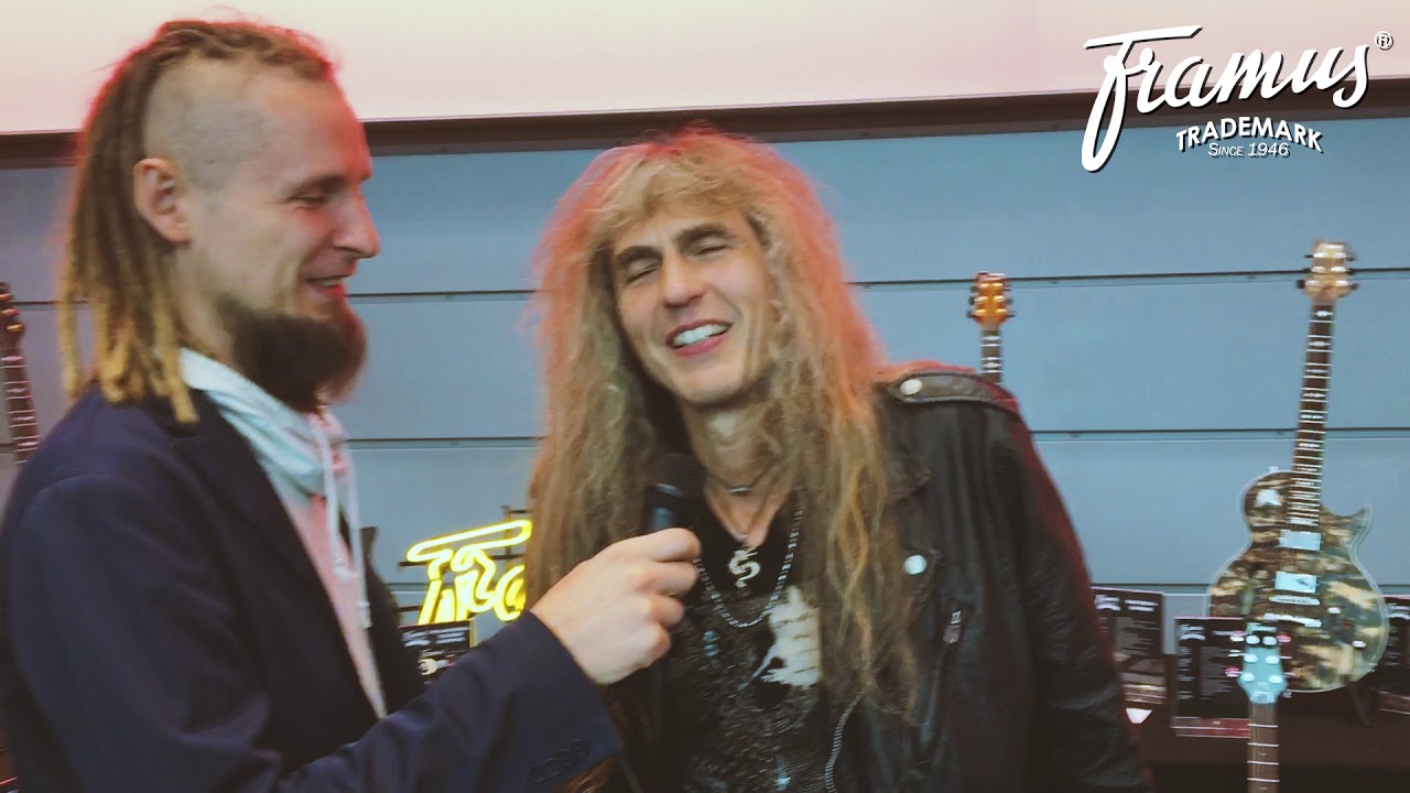 AXEL RITT on the new GRAVE DIGGER Album [Guitar Summit 2018] - YouTube