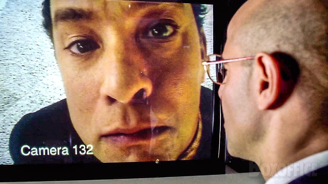 Tom Hanks ist zu ehrlich, um nach Amerika einzureisen | Terminal | German Deutsch Clip - YouTube