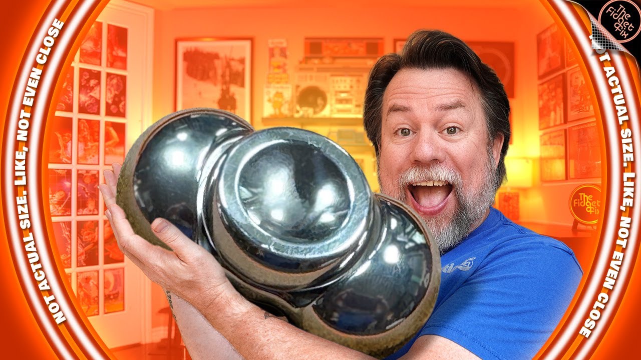 I finally got an LIC Love Nugget fidget spinner! - YouTube