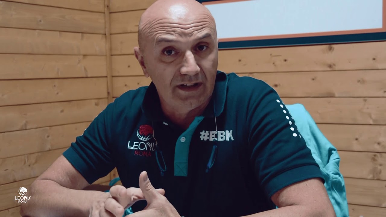 Coach Nunzi introduce la sfida contro la Junior Casale - YouTube