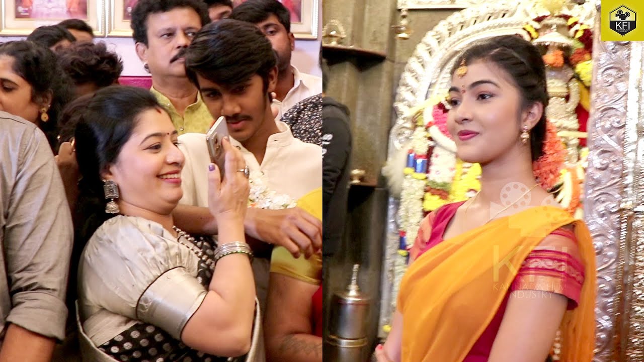 ಮಗಳ ಫೋಟೋ ತೆಗಿಯುದರಲ್ಲಿ ಪ್ರೇಮ್ ಹೆಂಡ್ತಿ ಬ್ಯುಸಿ | Nenapirali Prem Wife ...