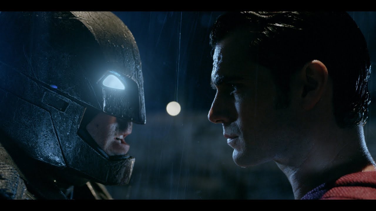 Batman v Superman Bruce Wayne meets Clark Kent Clip - YouTube