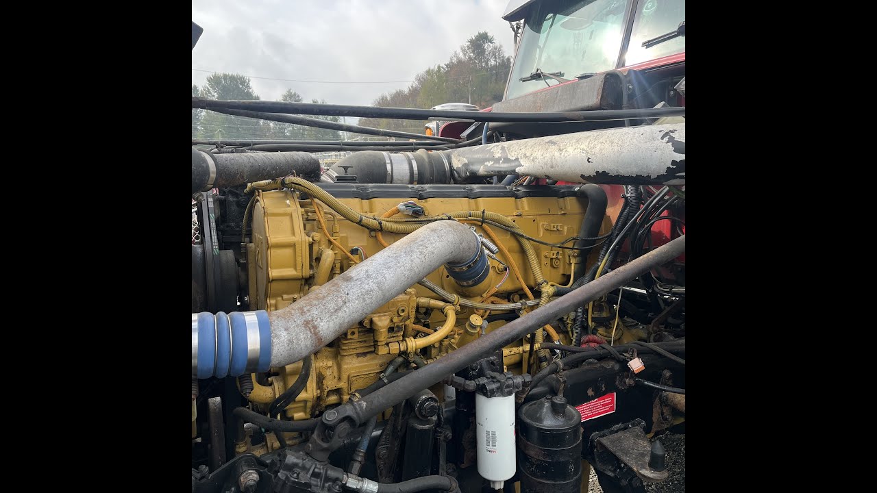 2004 Western Star 4900 LowMax Startup (CAT C15 MBN) - YouTube