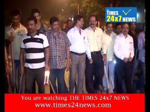 Shiv sena members search chaddi banyan gang at mira road - YouTube
