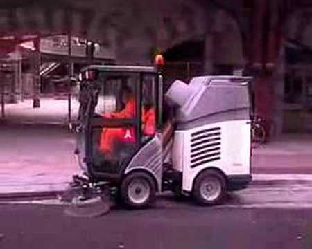 Small Hako - YouTube