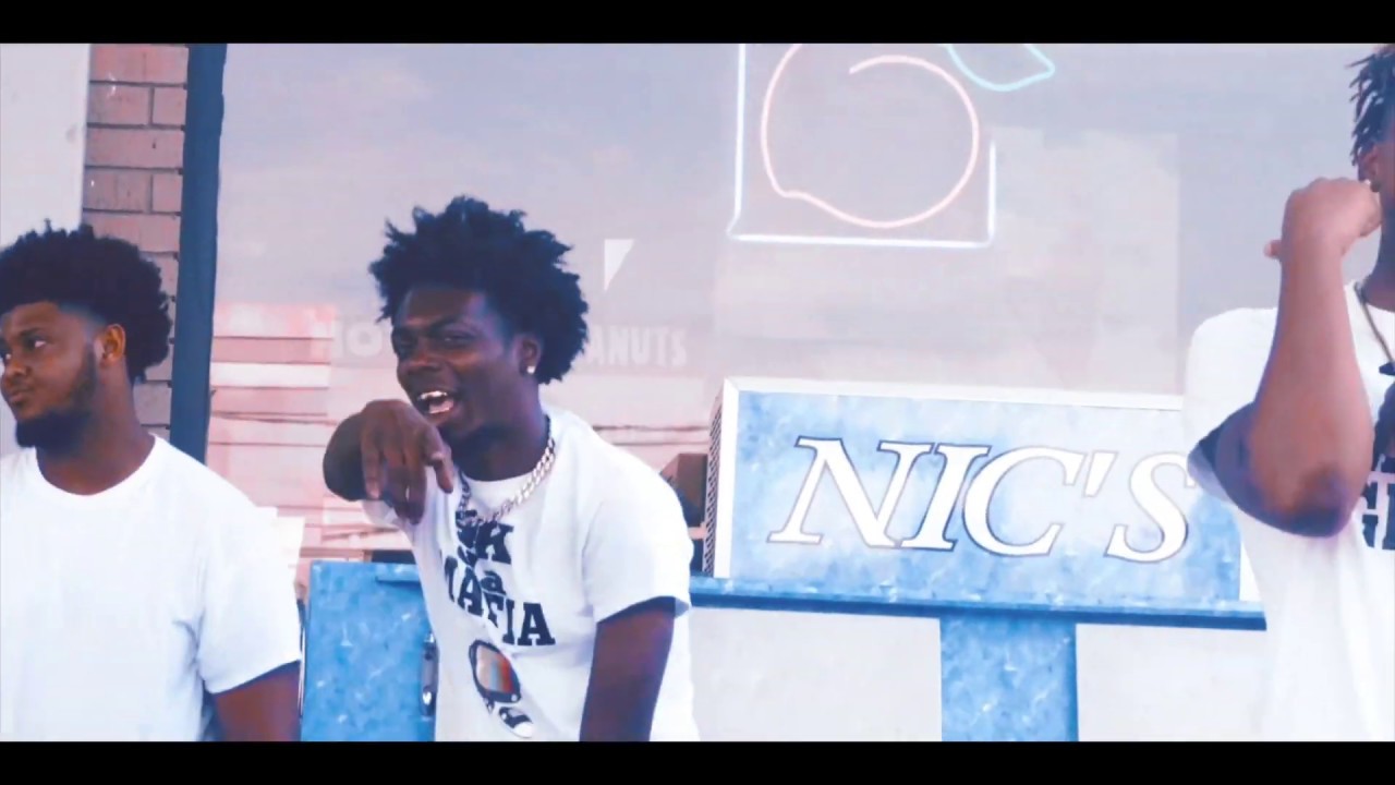 MBK De'Youngin - Strawberry Coupe (Official Music Video) - YouTube