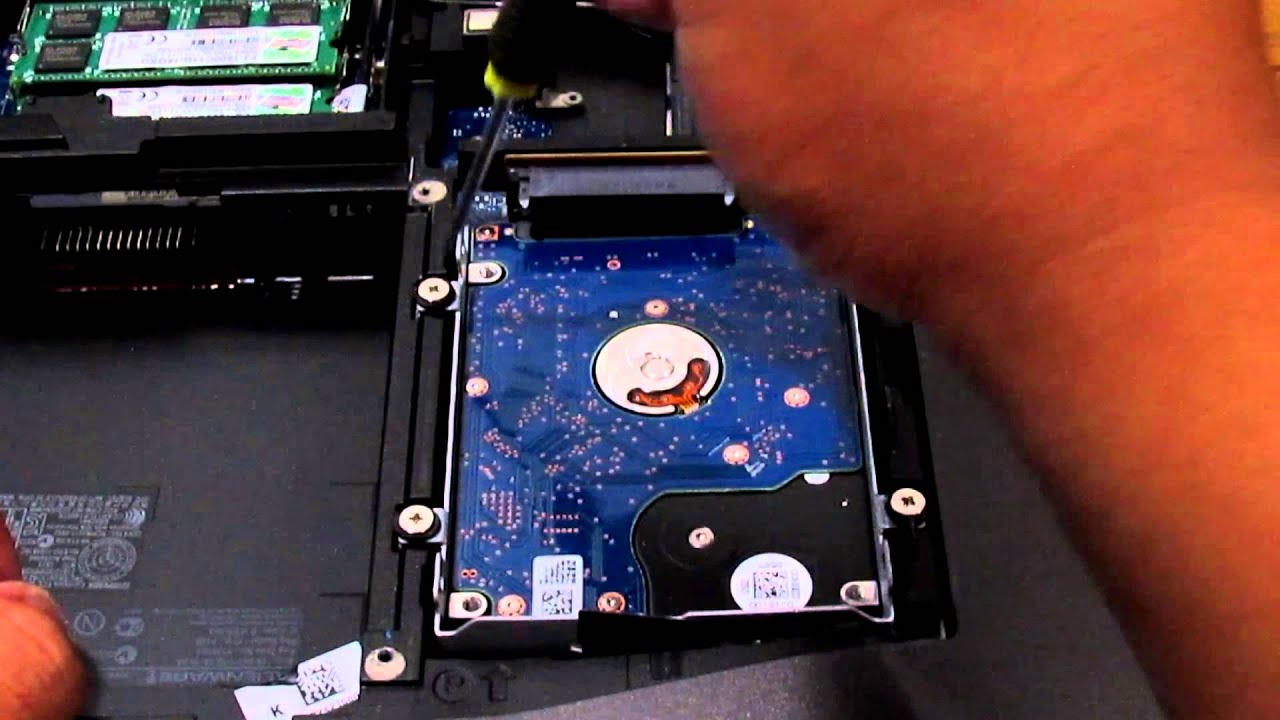 Alienware M18xR2 SSD Upgrade - YouTube