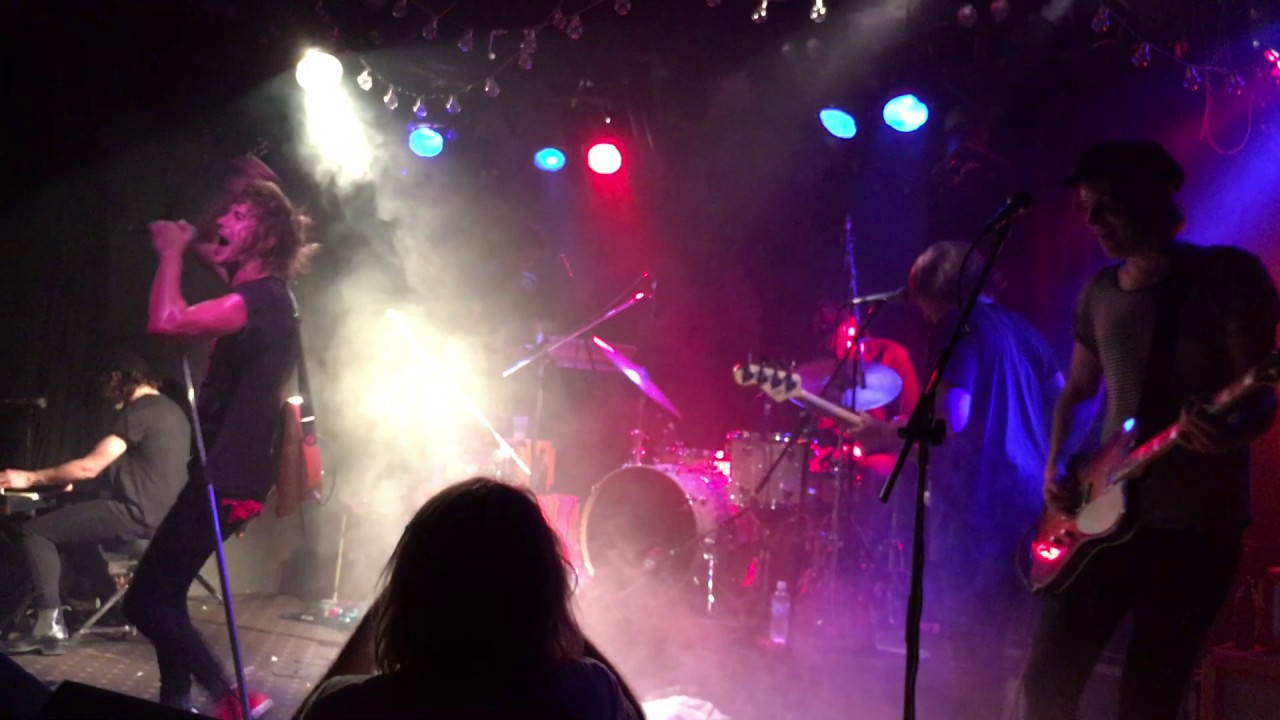 The Delta Riggs - Get Right (Live at The Northern) - YouTube