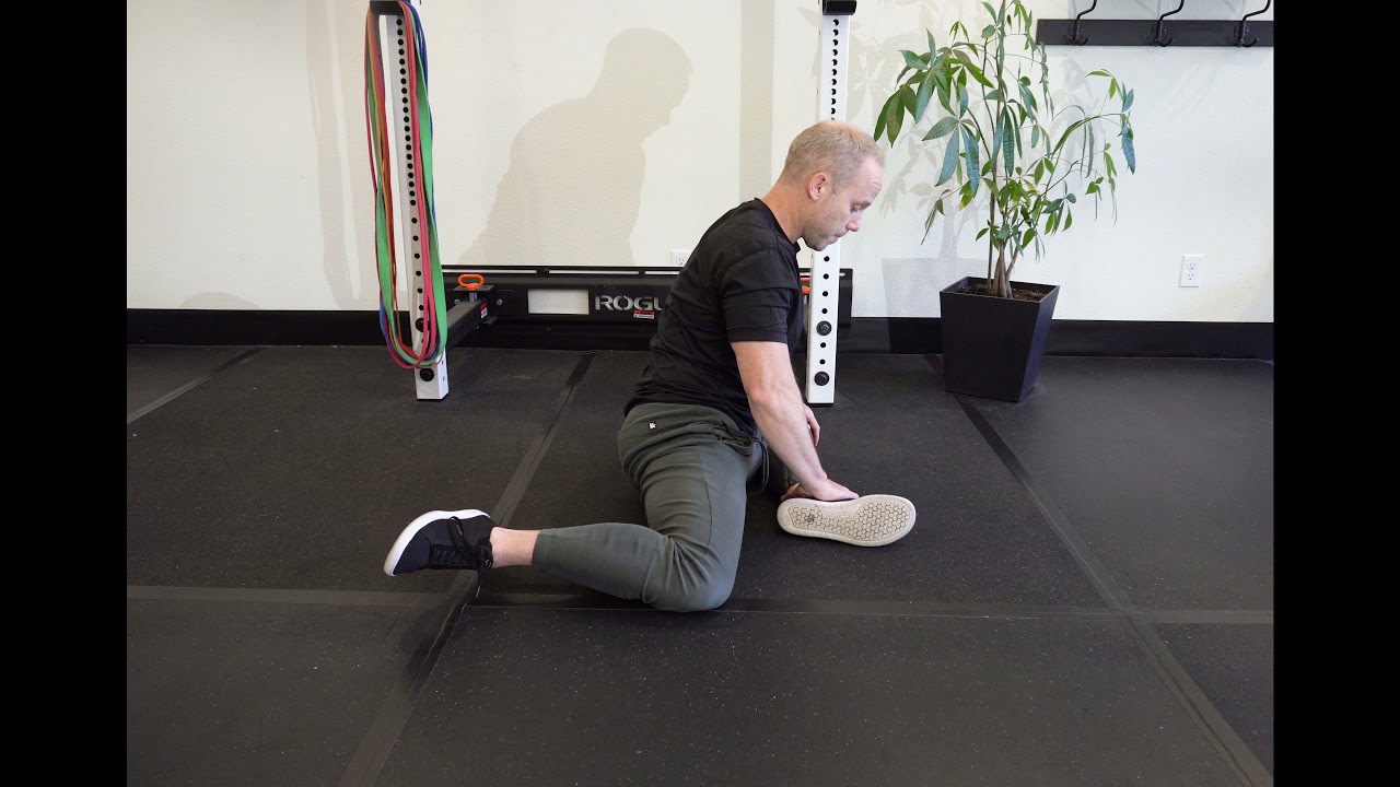90/90 Sitting Progression- Glute activation - YouTube