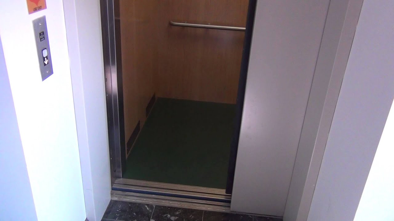 Dover/TK Hydraulic Elevator - Paulucci Building - Duluth, Minnesota ...