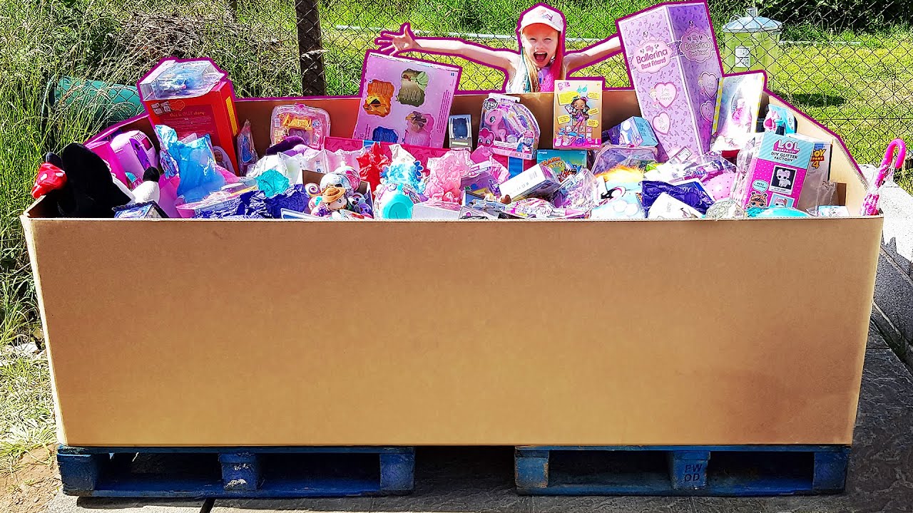 Biggest pallet box full of toys and dolls - YouTube