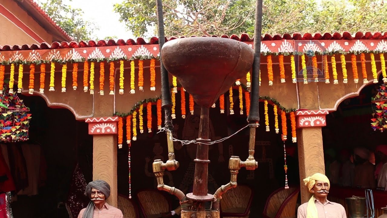 World's largest hookah at Surajkund mela, India - YouTube
