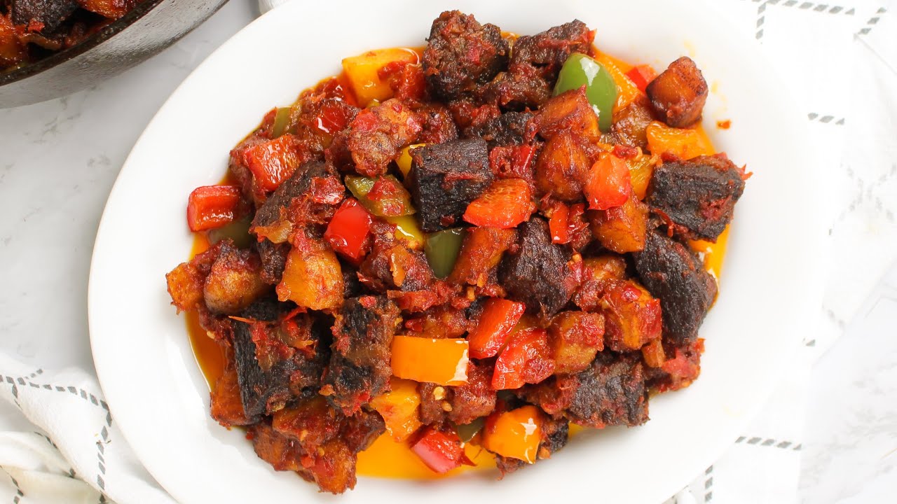 BEEF AND PLANTAIN SAUCE | BEEF DODO (GIZDODO) - YouTube