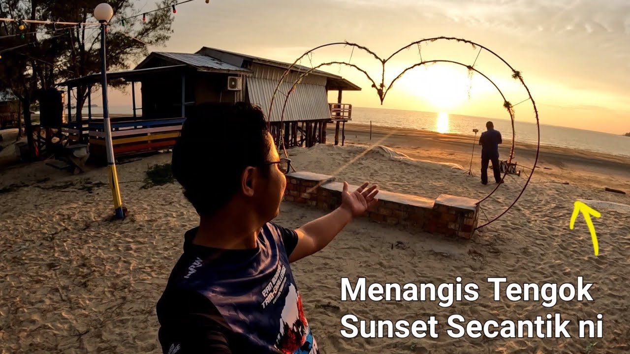 HEAVENLY SUNSET BLISS: Spectacular Views of Pantai Belawai, Tanjung ...