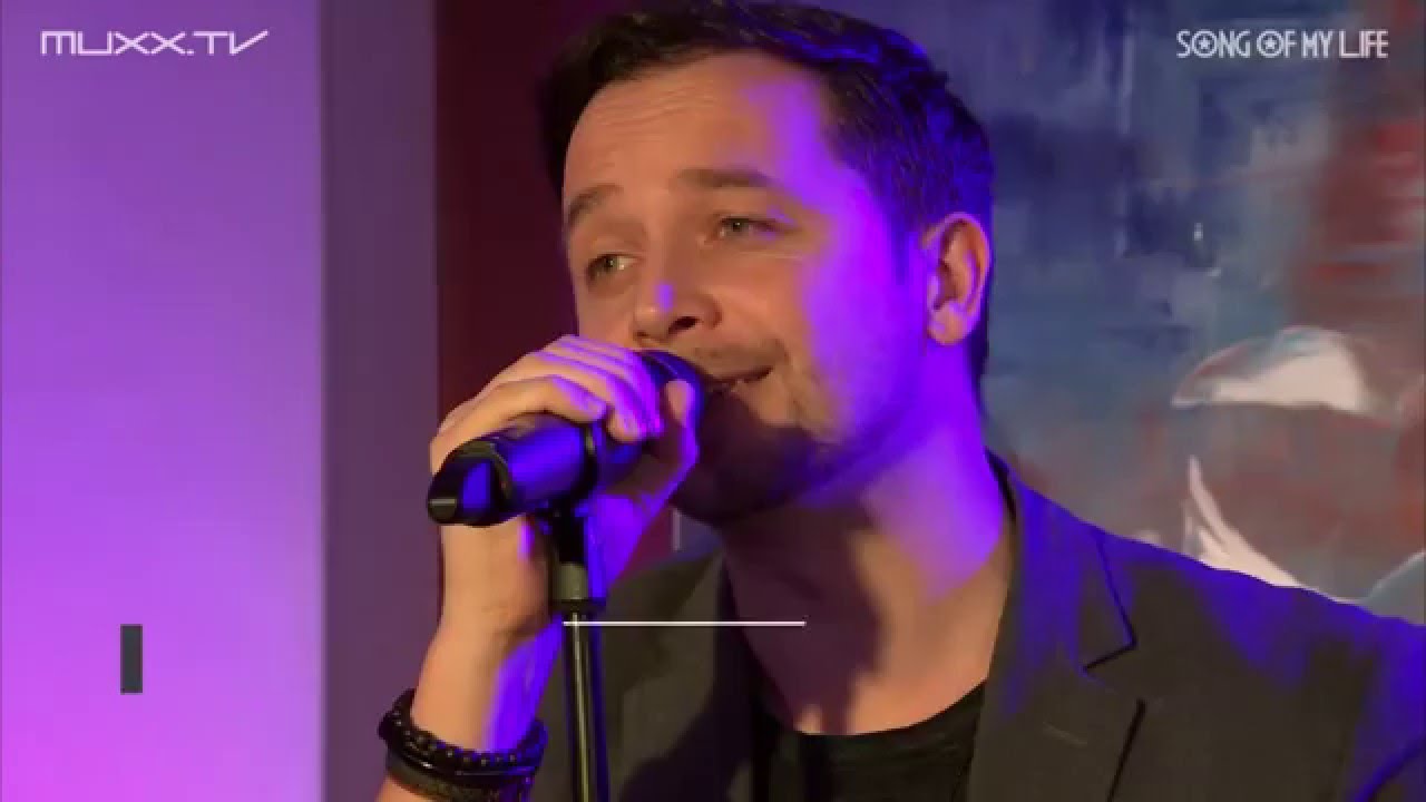 Jay del Alma beim Wohnzimmerkonzert "Song of my Life" - YouTube