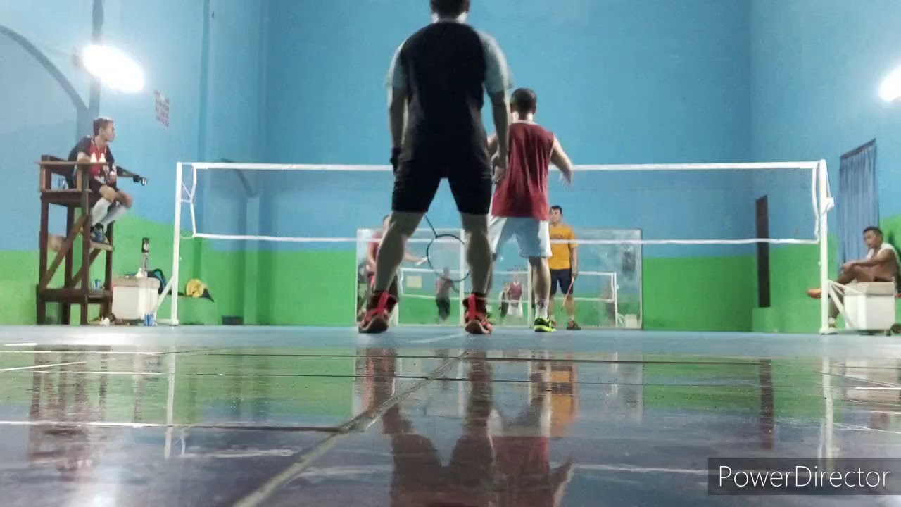 Badminton challenge - YouTube