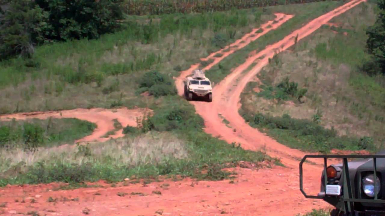 Humvee Durability Testing - Granite Tactical Vehicles - YouTube