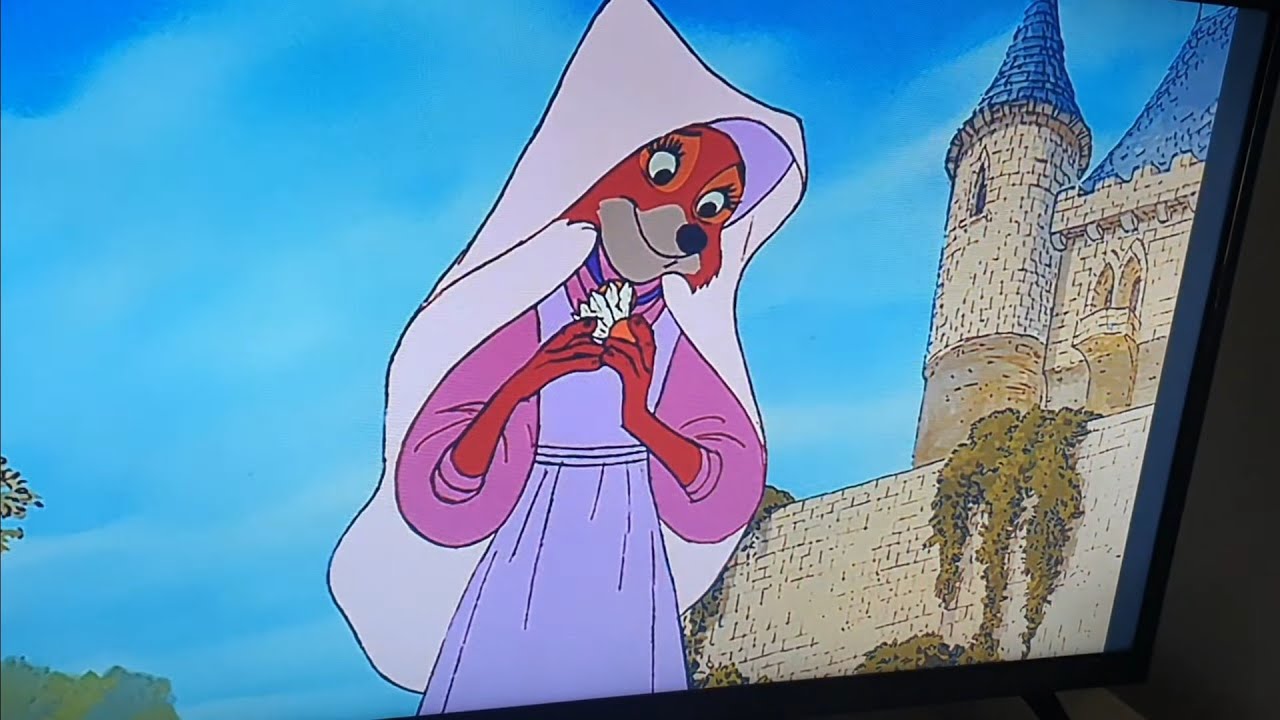 Robin Hood (1973) - The Children Meet Maid Marian and Lady Kluck - YouTube