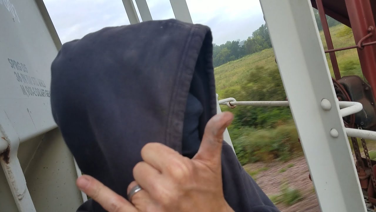 Freight Hopping Ride 3 stuck in the yard - YouTube