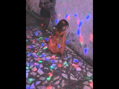 Dançarina Mirim Arrasa no funk - YouTube