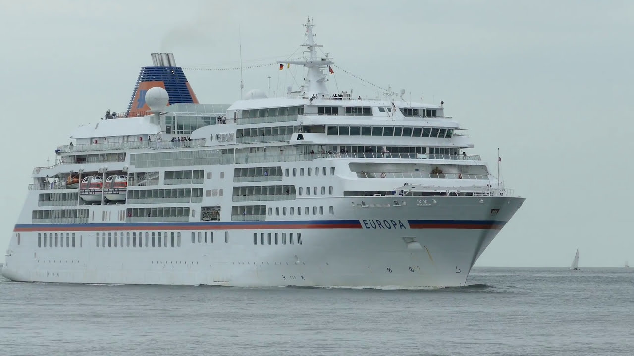 PACIFIC PRINCESS & EUROPA CUXHAVEN - YouTube