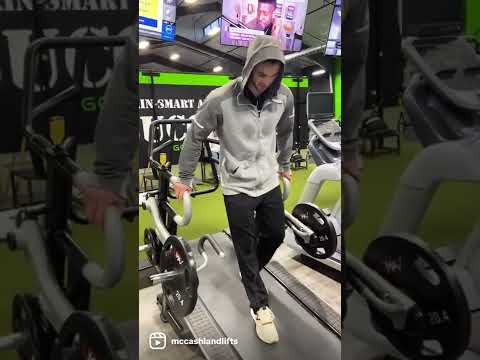 REVERSE TREADMILL WALK FOR KNEE RECOVERY - YouTube