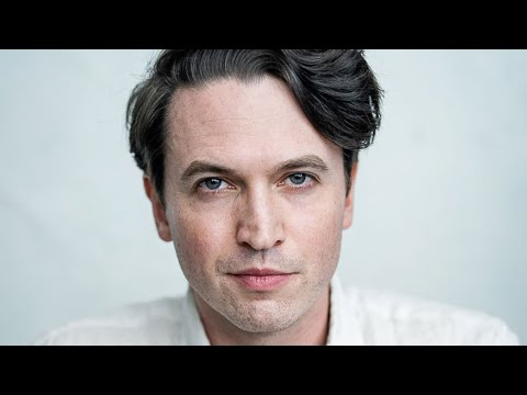 Connor Bond - Musical Reel - YouTube