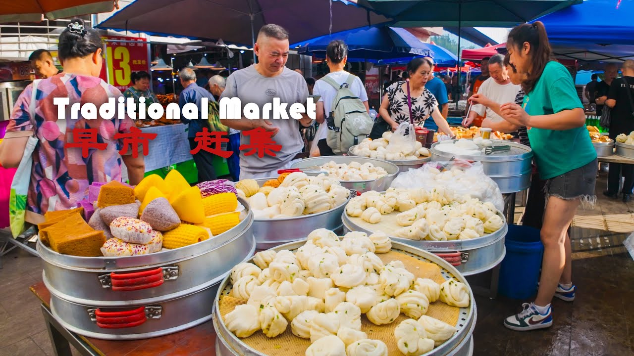 Traditional Chinese rural market, full of delicious street food, A ...