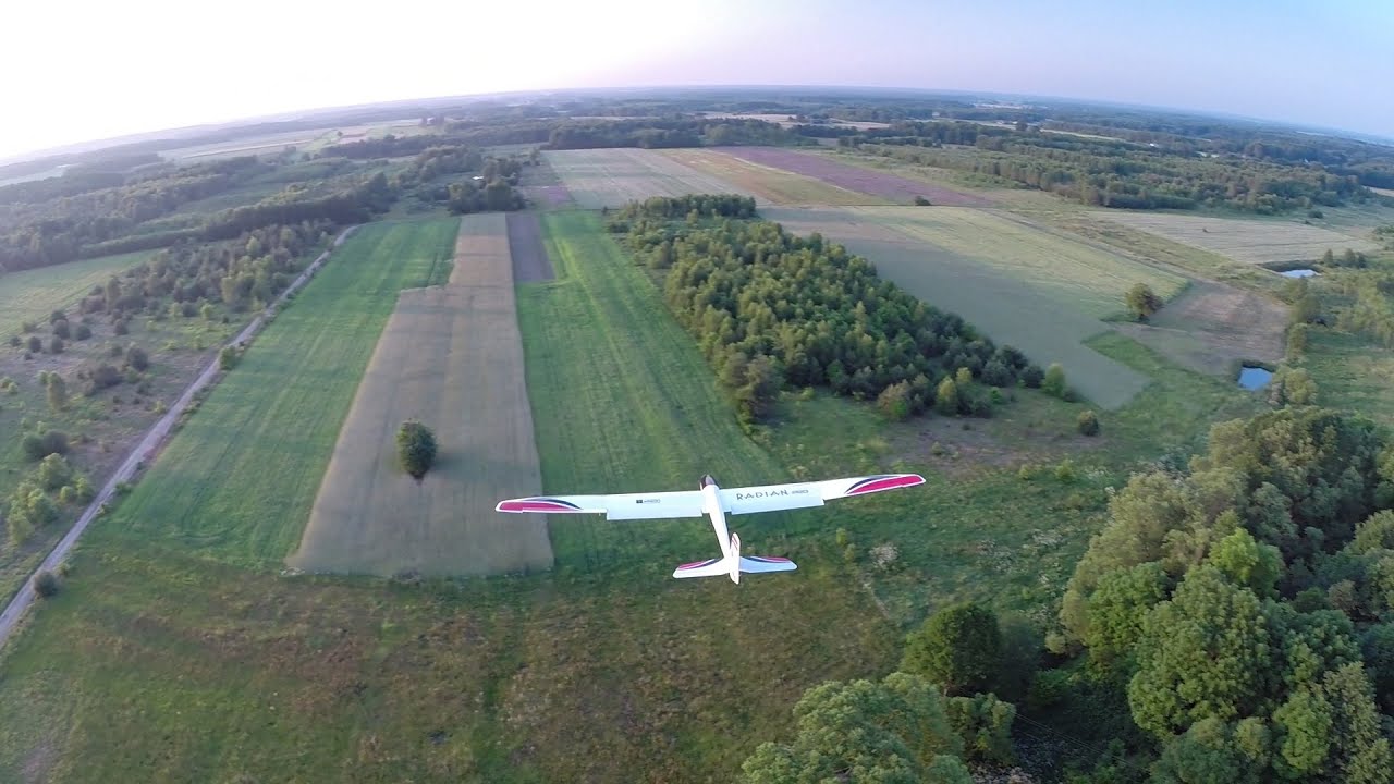 Parkzone Radian Pro - air to air - YouTube