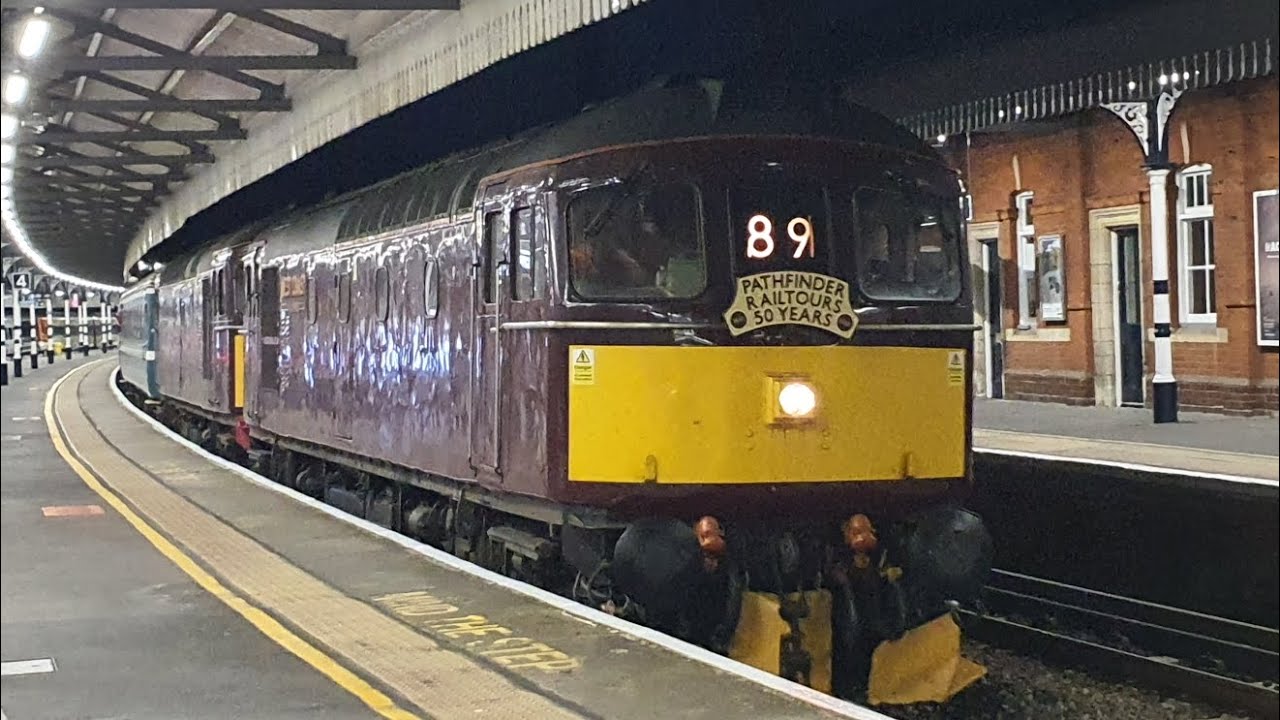 Class 33 Crompton compliation - YouTube