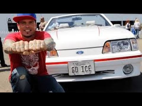 Vanilla Ice shows us his restored 5.0 Mustang - YouTube