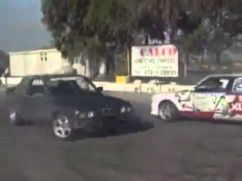 Carro patinando - YouTube