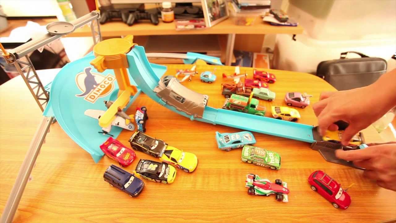 Dinoco Stunt Show Playset Stunt Racers CARS 2 Lightning McQueen Meet ...