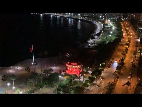 Mersin akşamı sahil
