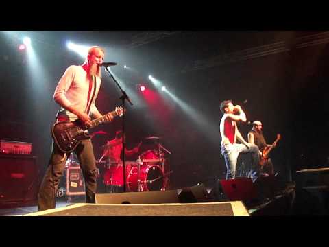 Adema - Giving In Live at ROX