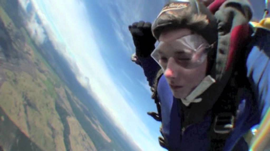 Austin Luna Skydive - YouTube
