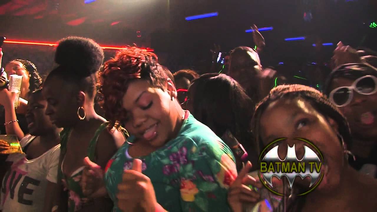 DJ BATMAN PRESENTS "FUTURE" LIVE @ THE COUNTRY ROCK - YouTube